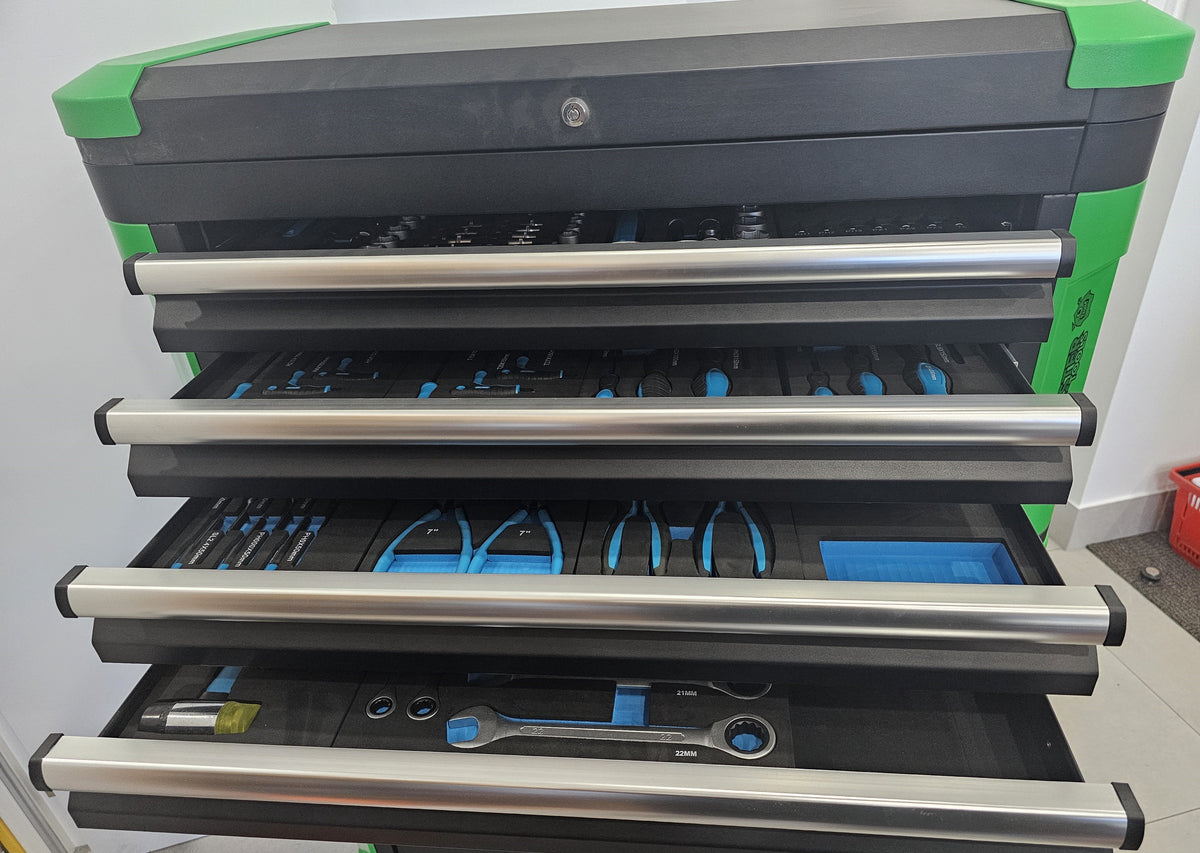 MONSTER TOOLS APPRENTICE MTKIT201 200 Piece Metric Tool Kit in 4 Drawe ...